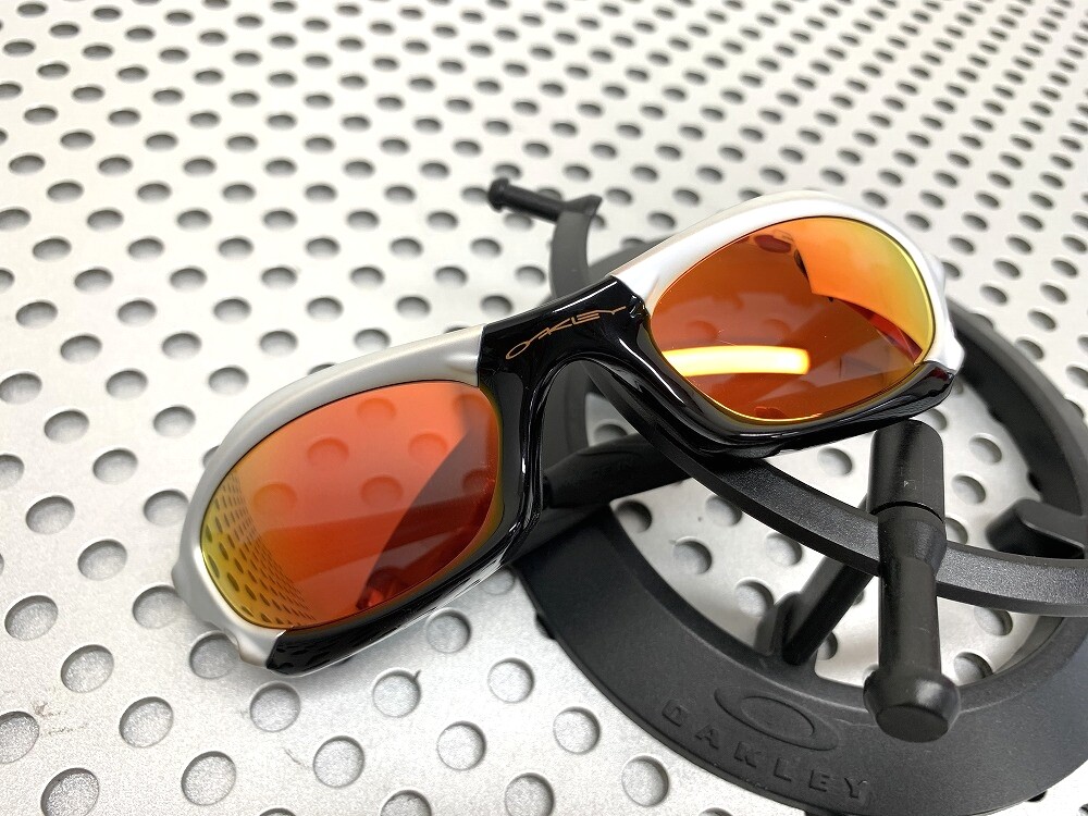 Orange Oakley Splice Goggles