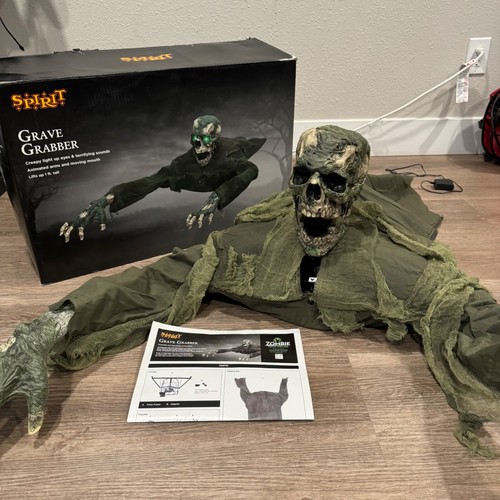 Spirit Halloween Grave Grabber Zombie Skeleton Animatronic Prop RARE ...