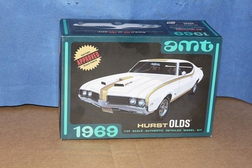 AMT 1:25 1969 Hurst Olds Model Kit Complete, Open Box | eBay