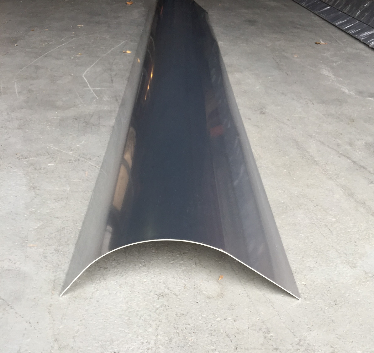 Morgan OEM Corner Radius - 104" High Aluminum - Morgan Olson Corner Cap ...