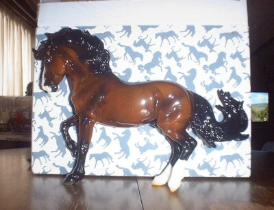 BREYER 2023 WEB SPECIAL COLLECTOR CLUB BOLERO GLOSSY BAY FIREHEART ...