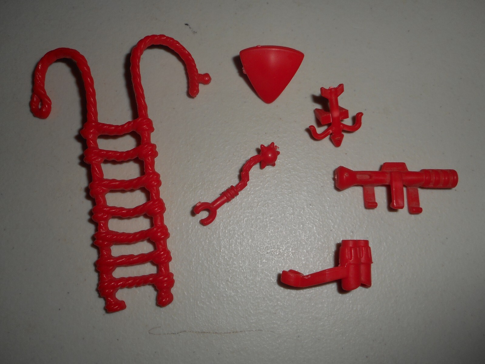 TYCO Dino Riders Series 1 Rulon Red Weapons tree Accessories lot of 6 ...