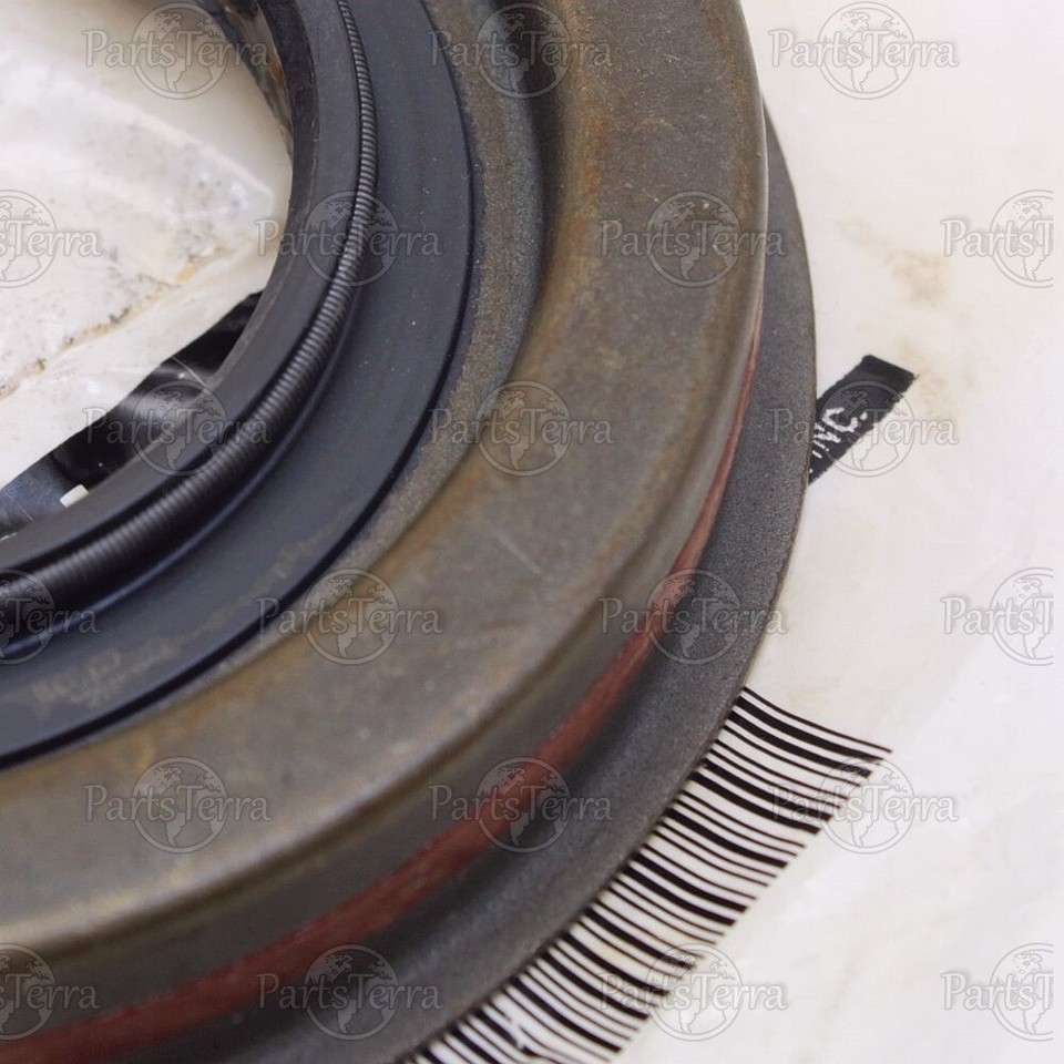 381898S110 Genuine OEM Nissan TITAN Infiniti QX56 Front Differential ...