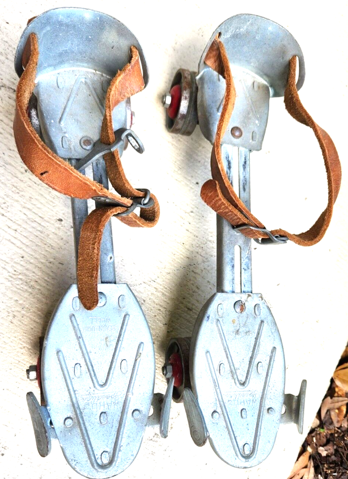 Vintage Wards Speedline Dreadnaught Wheel Metal Youth Rollerskates ...