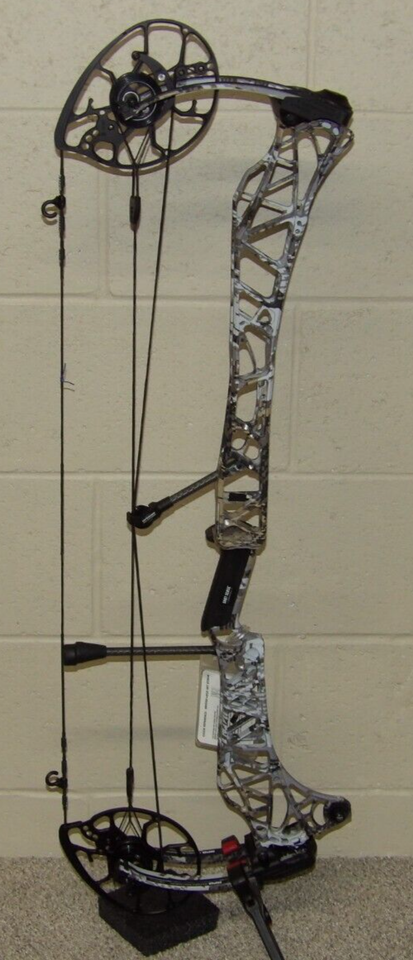 New Mathews Lift 33 Bow - Elevated II Finish- Several Mods Available ...