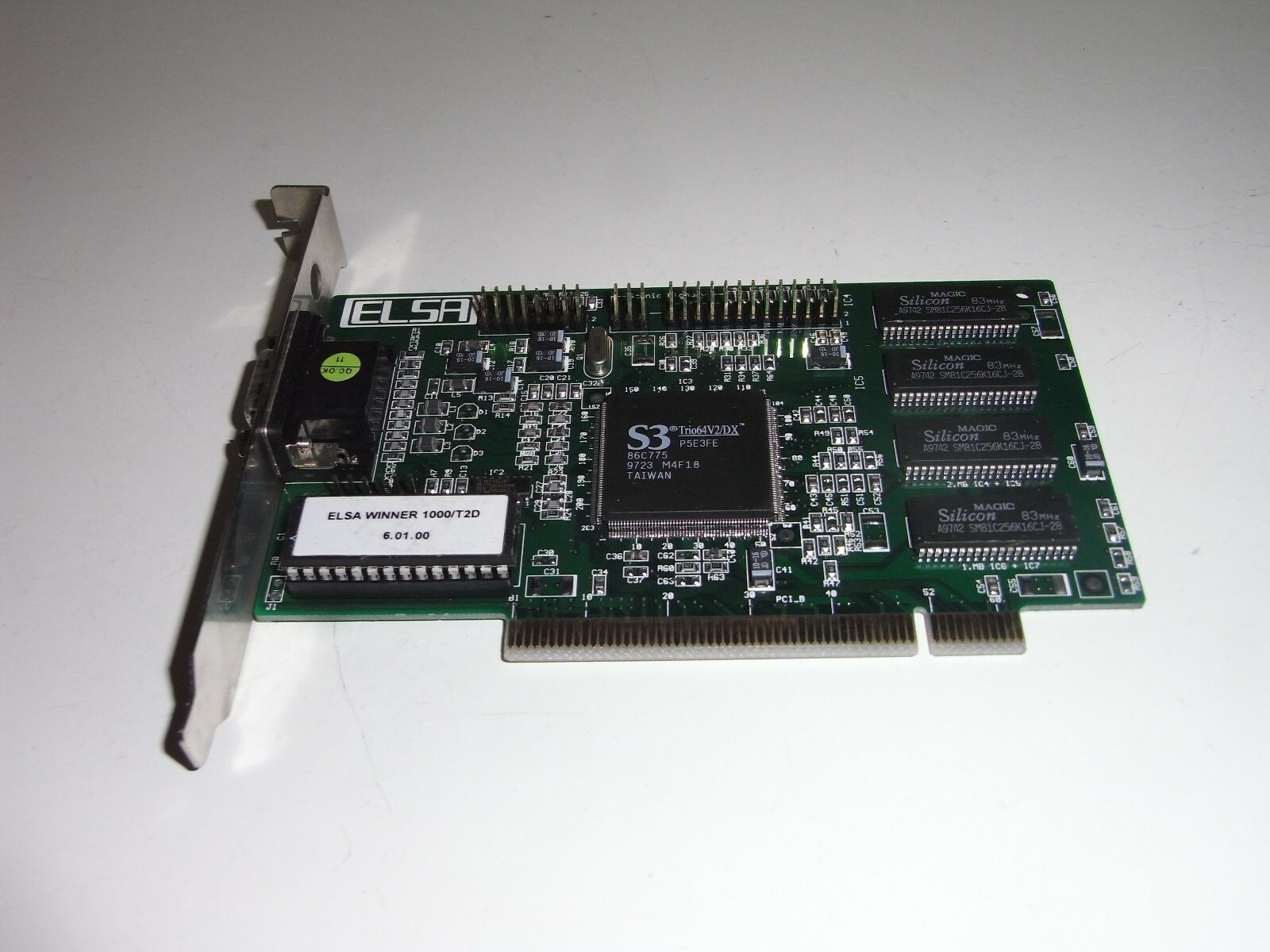 Elsa Winner 1000/T2D-2 PCI Grafikkarte S3 Trio64V2/DX VGA PC Computer ...