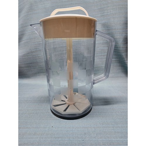 Pampered Chef Quick Stir 2 Quart Beverage Pitcher 2270 Checkerboard ...