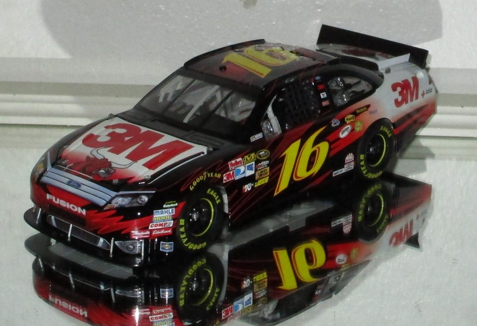 2010 GREG BIFFLE #16 3M PIT BULLS CAR#321/715 AWESOME Must Have Car ...