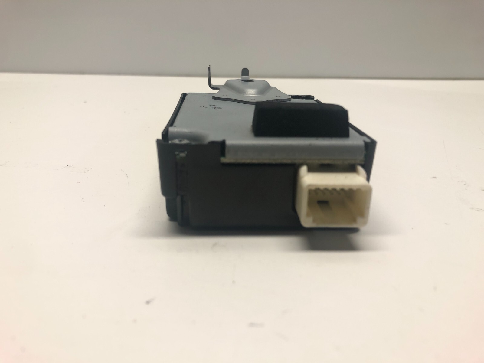 2014-2019 TOYOTA COROLLA OEM DOOR CONTROL & TPMS RECEIVER 897A0-02010 ...