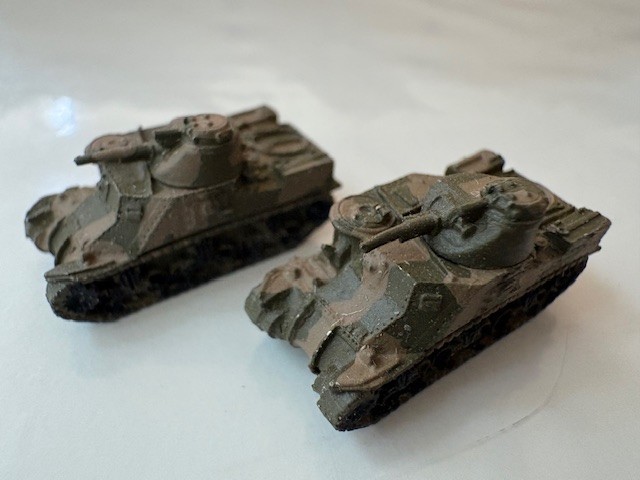 2x Painted 1/285 Allied M3 Lee Tanks, GHQ Micro Armor (?) | eBay