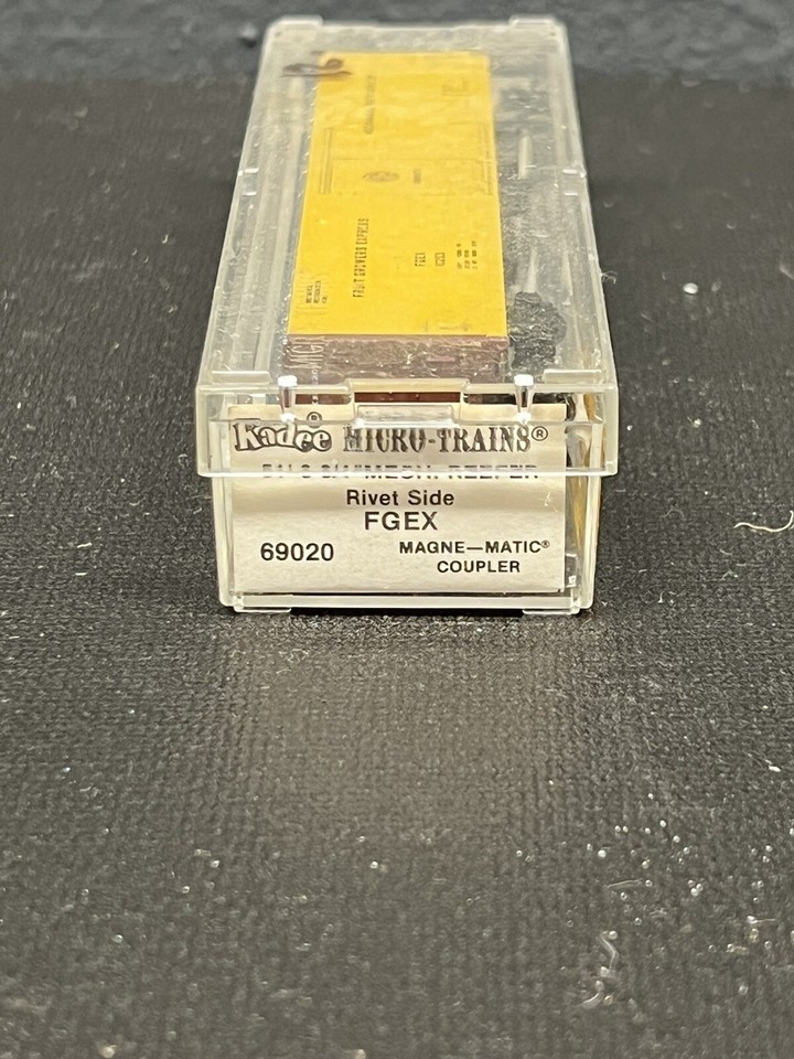 N Scale Micro-Trains MTL/Kadee 69020 FGEX Fruit Growers 51' Reefer Car ...