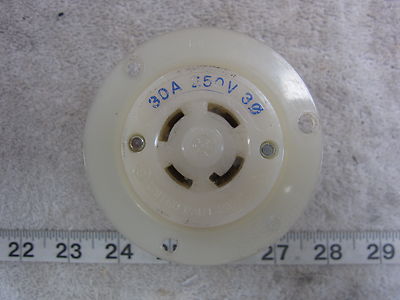 Receptacles & Outlets - Arrow Hart