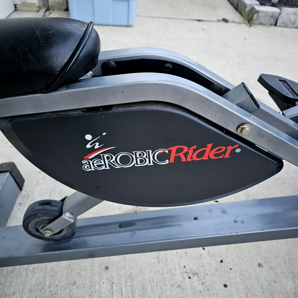 AeROBIC Rider - The TOTAL BODY FITNESS EXERCISE MACHINE by HEALTHRIDER ...