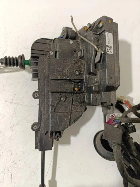 MERCEDES-BENZ VITO Furgon W447 Front Left Door Lock A4477200035 2016 ...