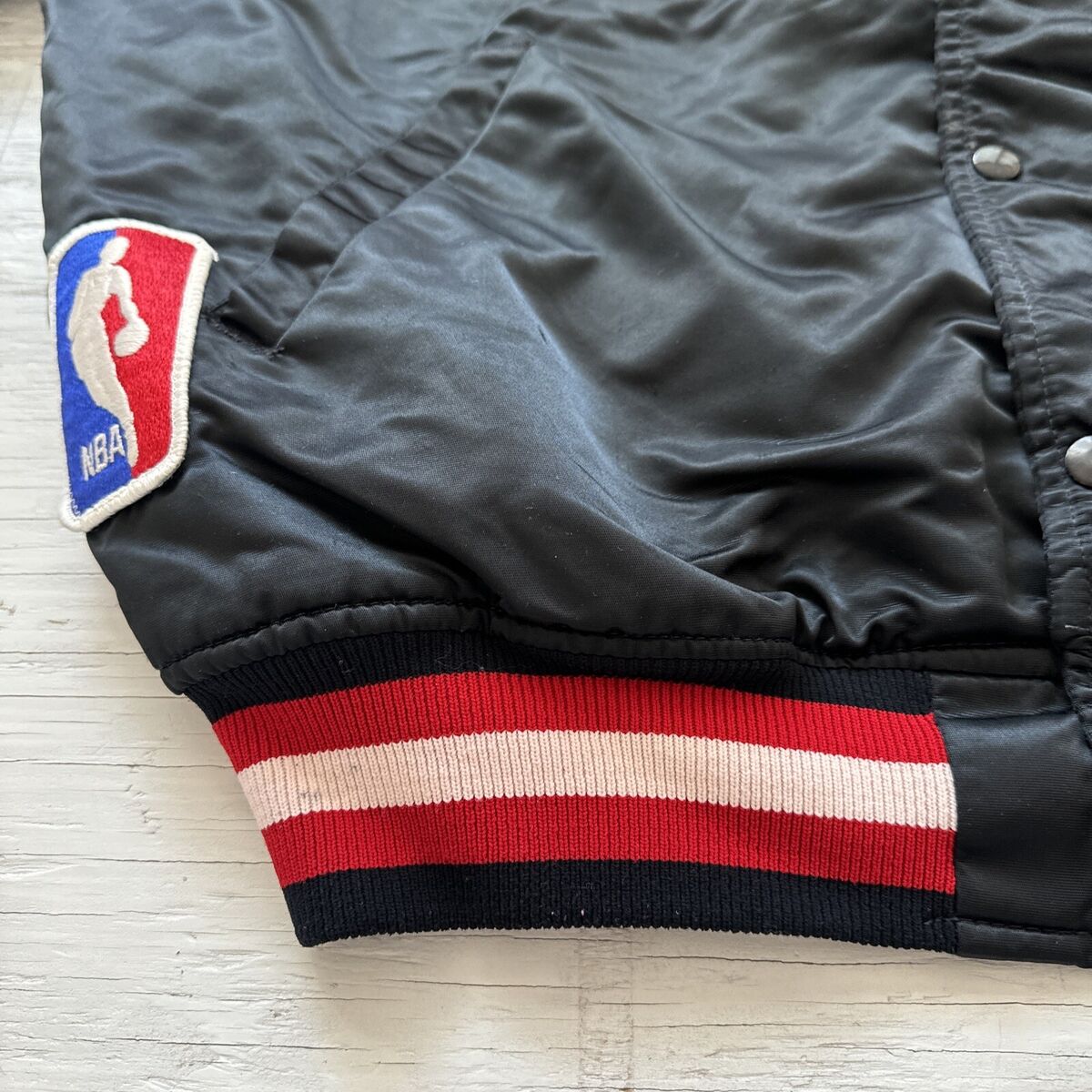 Vintage 90s NBA Starter Chicago Bulls Satin Basketball Vintage 90s NBA Starter Chicago Bulls Satin Basketball