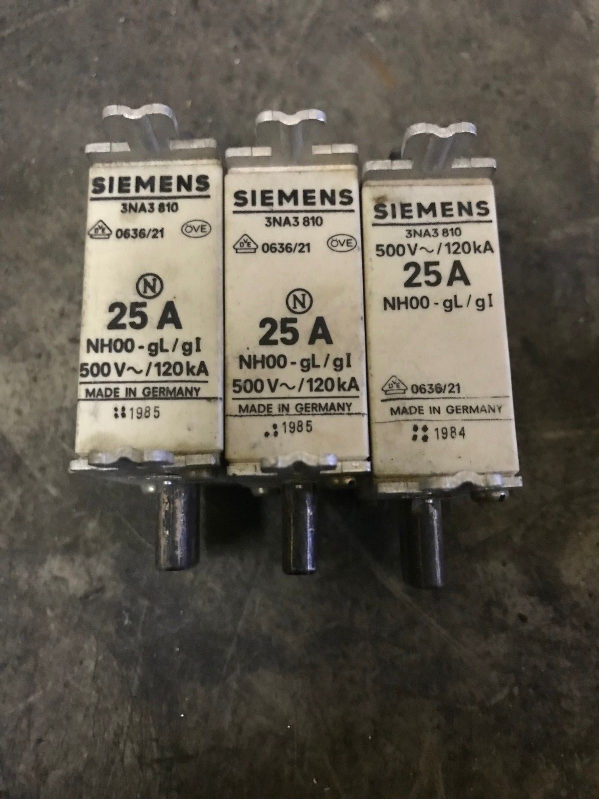 Siemens 3NA3810 LV HRC Fuse Element, NH000, 25A Max, 500VAC 250VDC, LOT ...