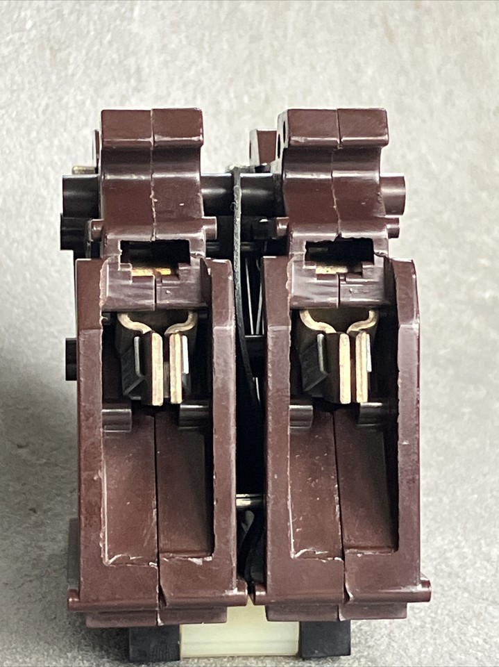 Wadsworth A230NI 30 Amp 2 Pole 2P Type A Metal Foot / Tabs Breaker A230 ...