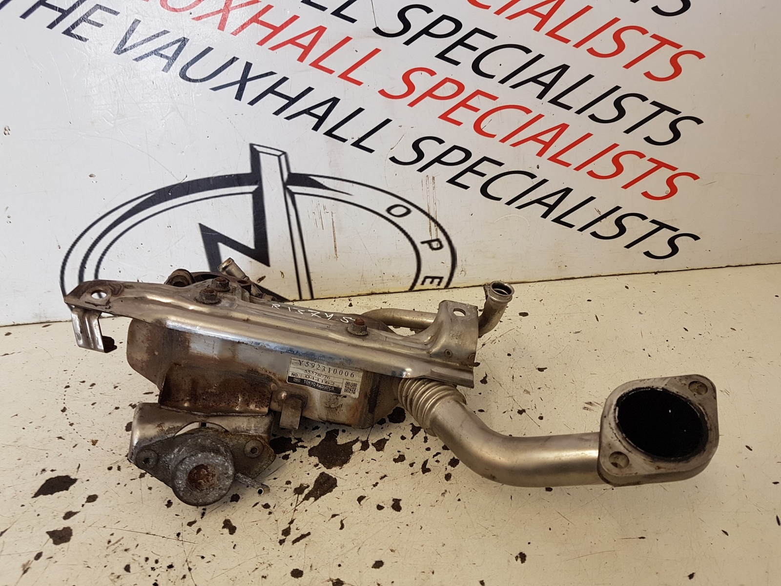 Vauxhall ZAFIRA 1.7 2011 EGR Valve Cooler 55578076 Y592310006 for sale ...