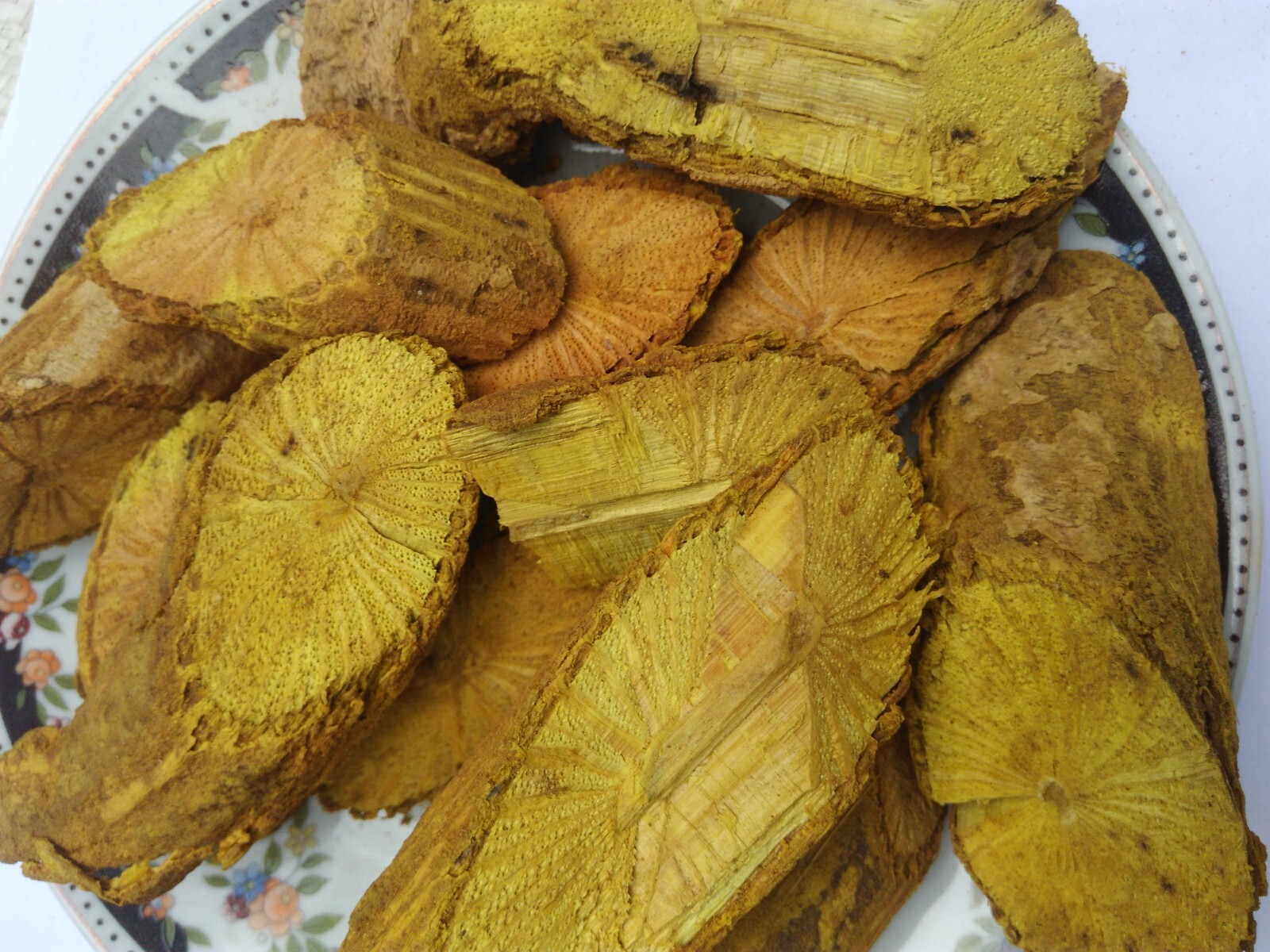 Sri Lanka Natural Herbal Organic Dried Venivelgeta sticks (Coscinium ...