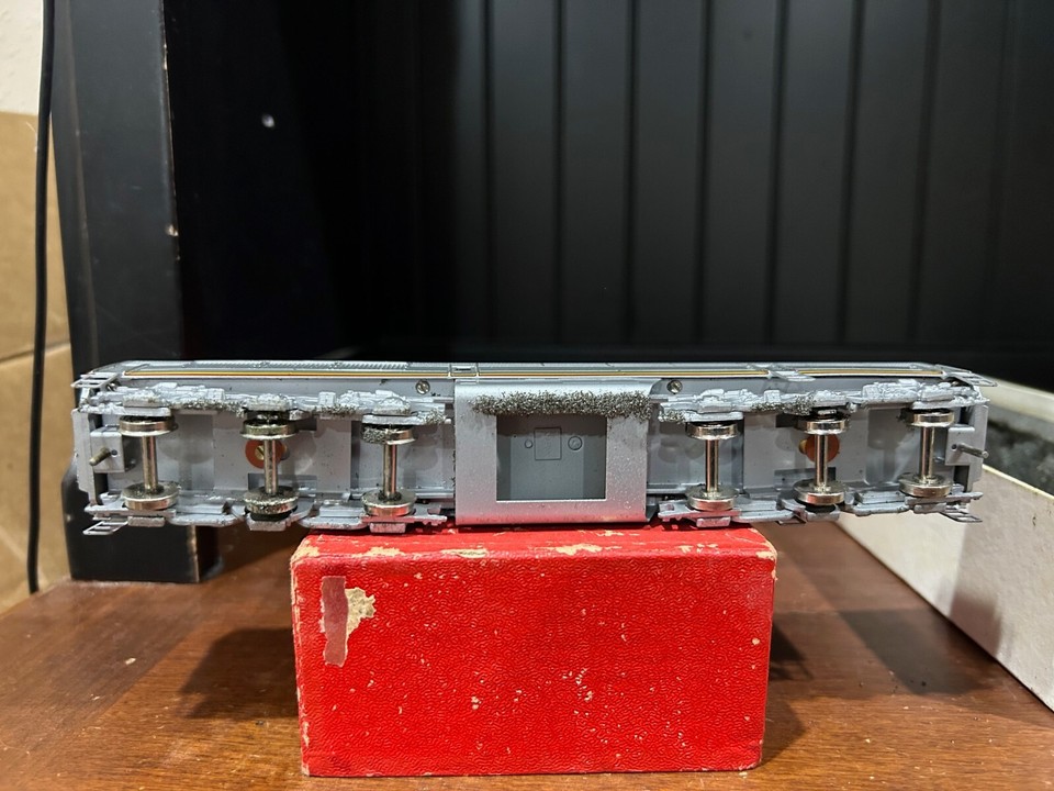 HO Scale Unknown Brass Santa Fe ATSF Erie-built diesel locomotive dummy ...