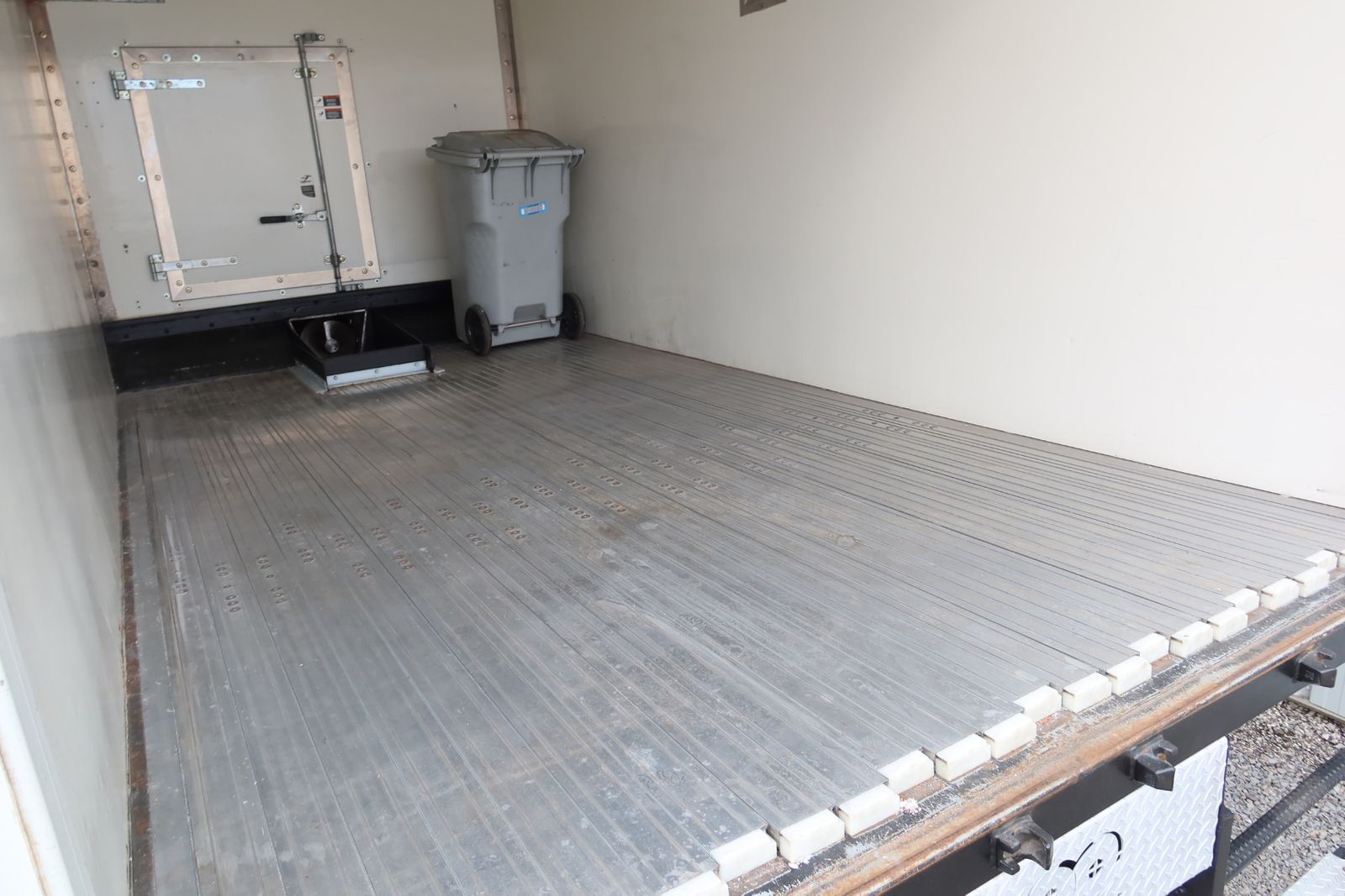 338 DIESEL 22FT SHRED TECH MOBILE PAPER SHREDDING BOX CUBE VAN TRUCK | eBay