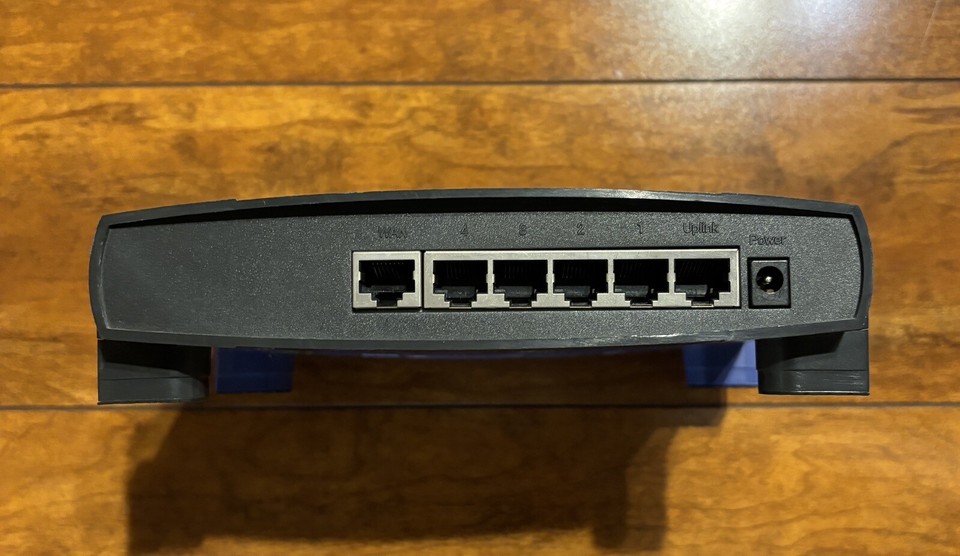 Linksys BEFSR41 4-Port 10/100 Wired Router (BEFSR41 v2) | eBay