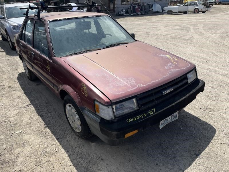Driver Left Rear Knuckle/Stub 4 Door Sedan Fits 85-87 COROLLA 1171483 ...