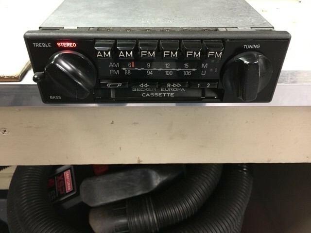 BECKER EUROPA RADIO/CASSETTE Tape Deck needs service NG - stereo light ...