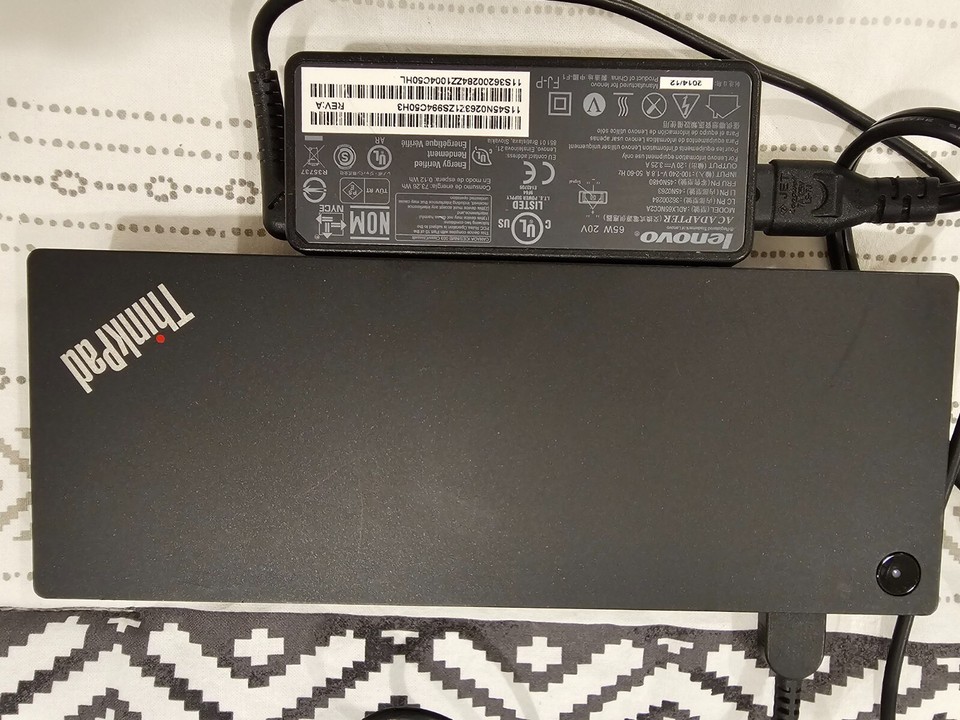 Lenovo ThinkPad Hybrid USB-C USB-A Dock Station with AC Adapter ...