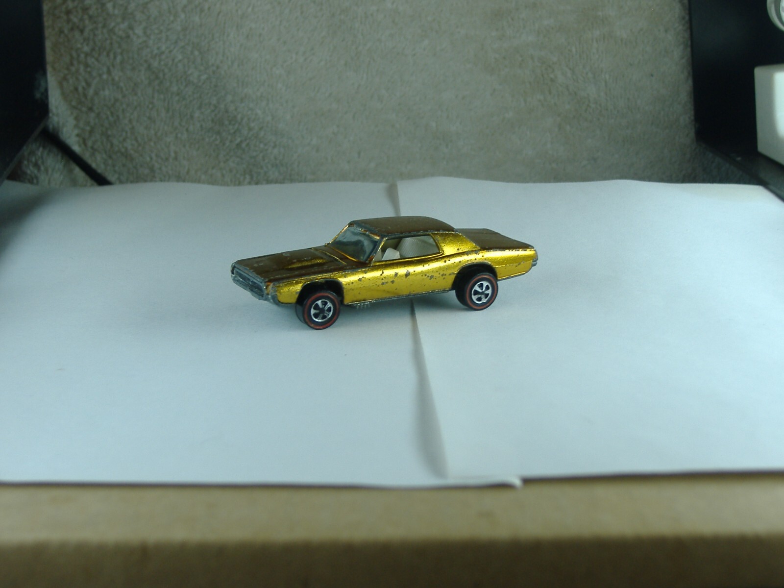 Hot Wheels Redlines Store Display Gold/No Black Roof Custom T-Bird | eBay