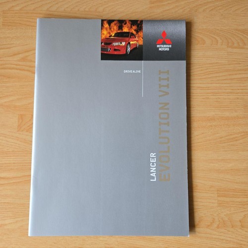 Brochure catalogo Mitsubishi Lancer Evolution VIII Evo 8 2004 francese ...