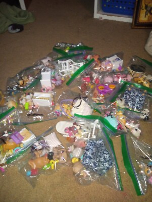 LPS 22 packs with accessories clothes food and furniture | eBay