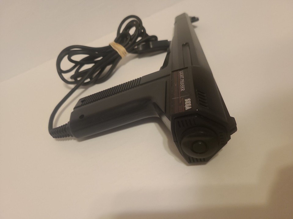 Sega Master System Light Phaser Gun Controller Zapper Model 3050 Tested ...