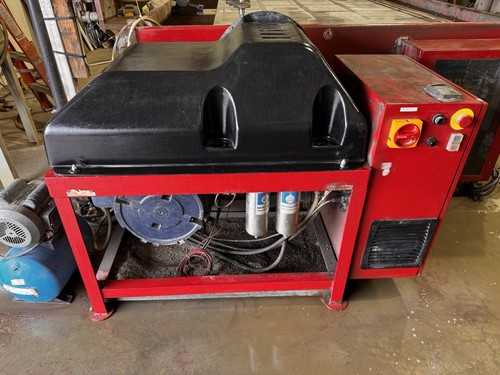 2013 Omax Maxiem 2040 CNC Waterjet 13'1"x6'5" Table Size, 40 HP pump | eBay