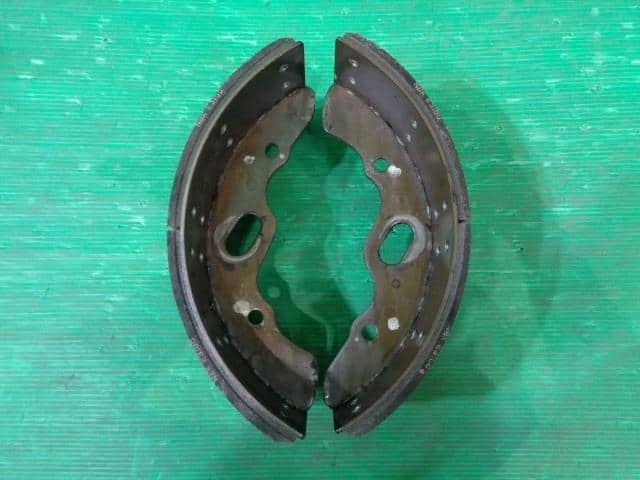 NISSAN UD UD NISSAN LARGESIZE CAR Rear Brake Shoe [PA97026893] | eBay