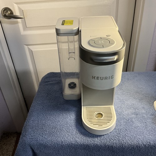 Keurig K-Supreme Coffee Maker with Reservoir K910 - White PARTS OR ...