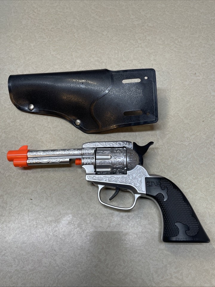 Vintage plastic Toy Cap Gun Pistol round circular caps SDE brand W ...