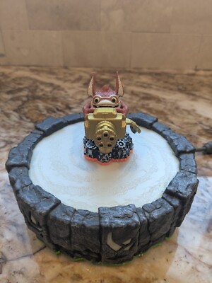 Skylanders Giants Trigger Happy Character Figure Loose | eBay
