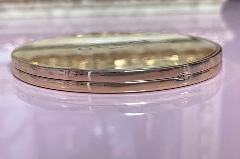 Gucci Compact Mirror Magnifying Glass Novelty Gold Round D7.5×0.6cm ...
