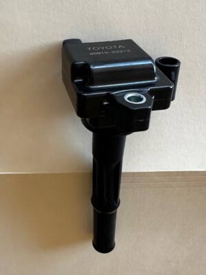 One Toyota Ignition Coil for V6 3.4L Engines Tacoma Tundra 90919-02212 ...