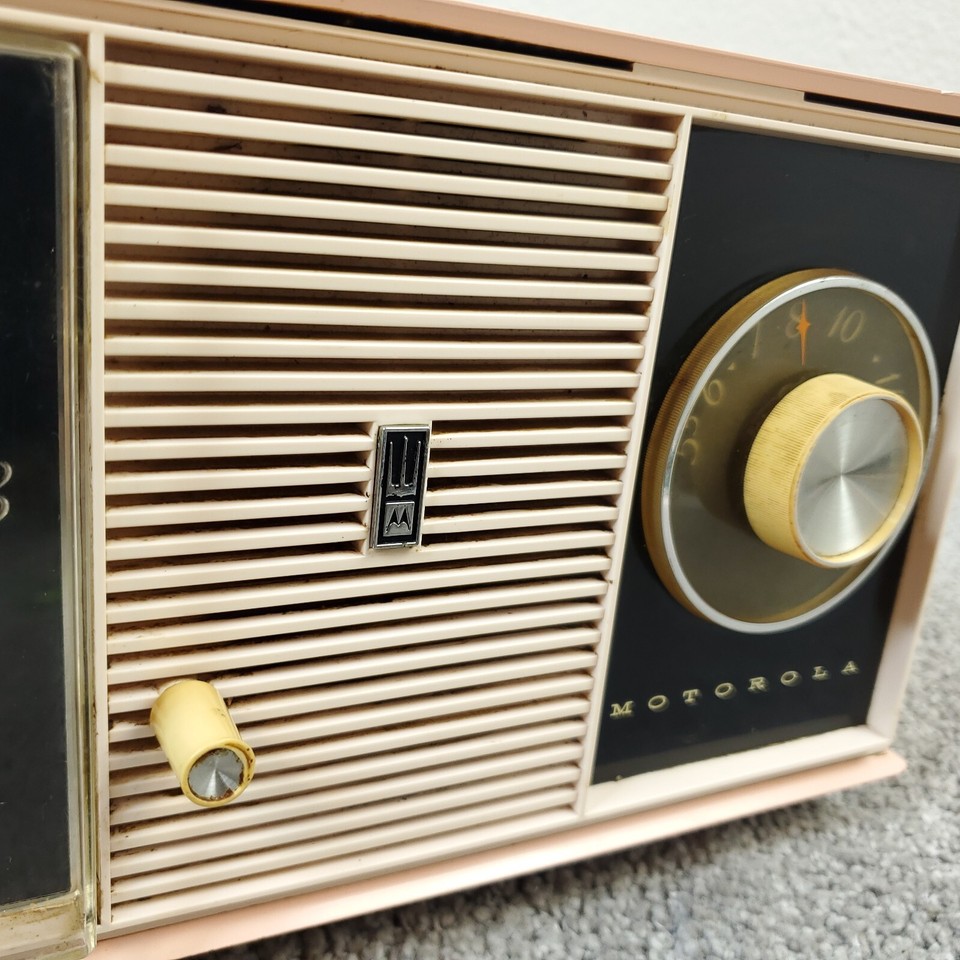 Motorola C24-P Tube Radio Clock AM Pink Vintage MCM Mid Century Modern ...