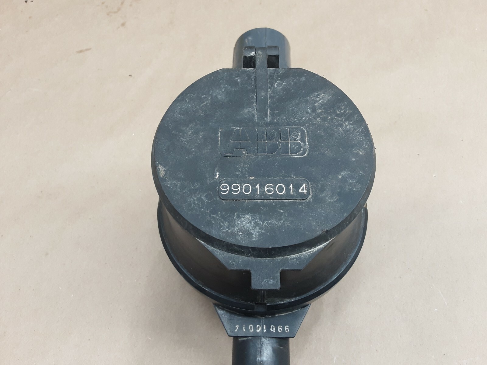 ABB C700 Water Meter C-700 Gallons Direct Read Elster AMCO for sale ...