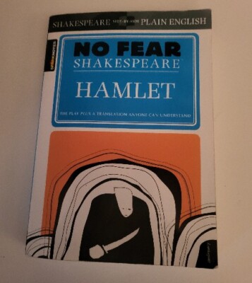 Hamlet [No Fear Shakespeare] [Volume 3] by Shakespeare, William ...