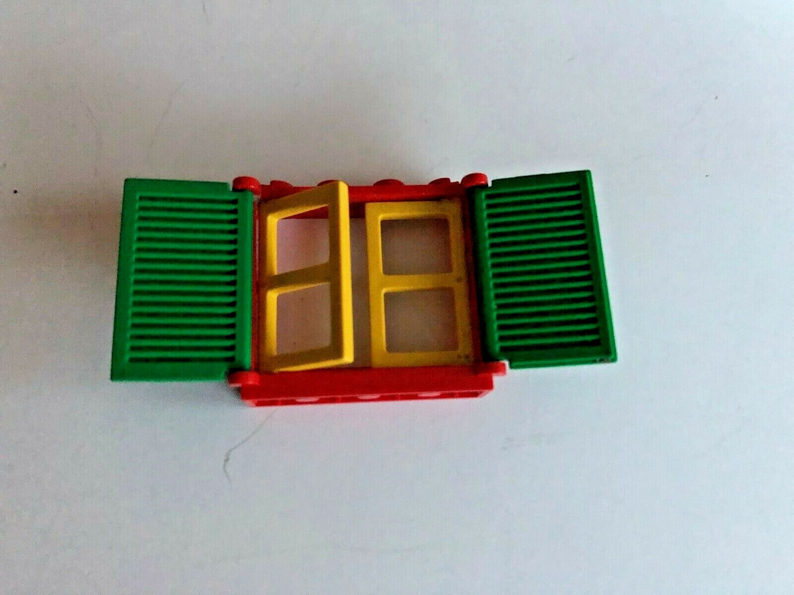 LEGO Parts: Vintage 1x4x4 Window Frame Assembly w/ Windows & Green ...