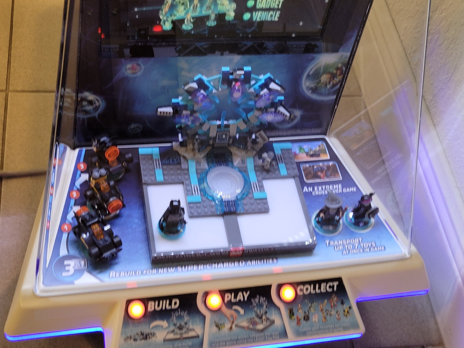 Lego Dimensions Interactive Retail Store Display - LEGO Game Kiosk ...