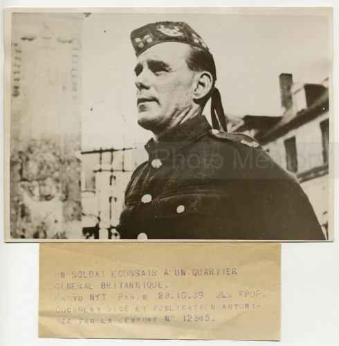 WWII: A Royal Scot Fusilier wearing his famous side cap - Vintage photo ...