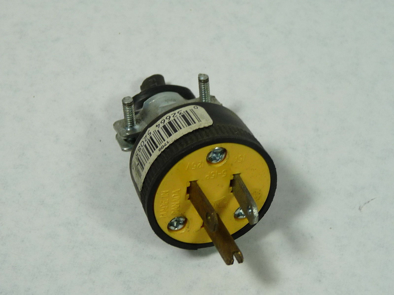 Eagle 1709 Vinyl Grounding Plug 15a 125v WOW for sale online | eBay