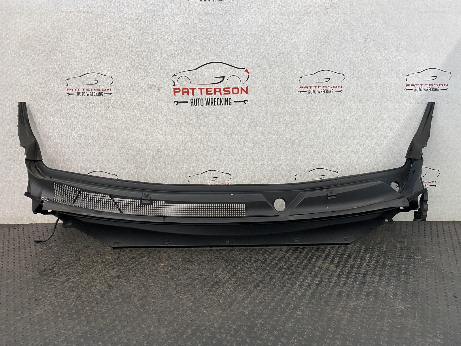 13-20 PATHFINDER COWL VENT WINDSHIELD WIPER SCREEN TRIM PANEL COVER ...