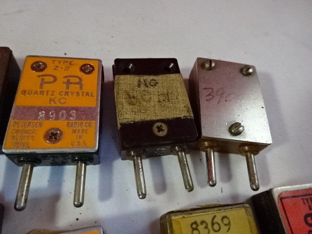 LOT VINTAGE QUARTZ CRYSTAL PETERSEN DX CW MIL SPEC FREQUENCY RADIO #6V ...