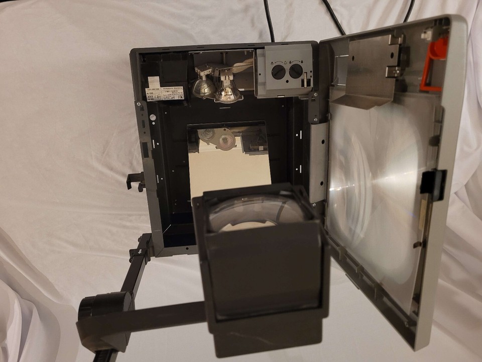 3M 9100 Overhead Transparency Projector | eBay